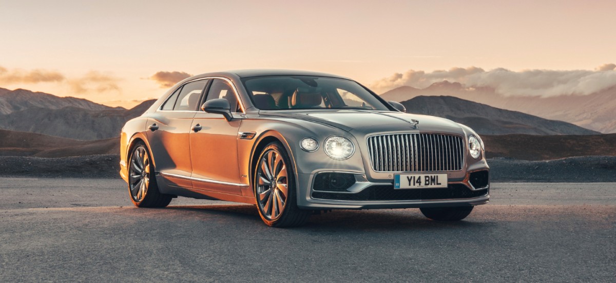 Review: Bentley's Flying Spur might be the finest super-luxury sports ...