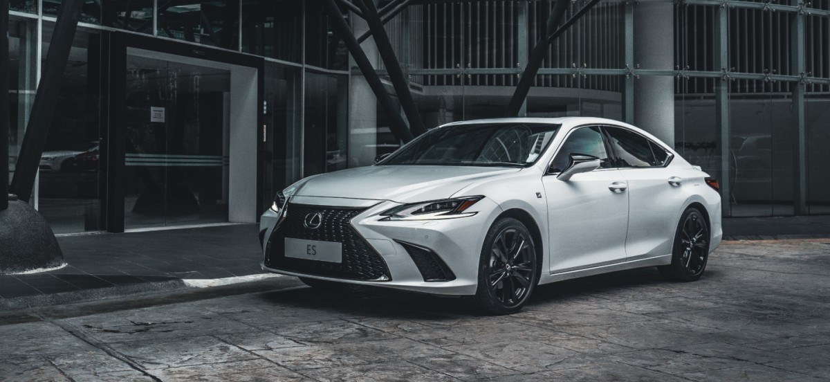 Lexus adds bold F Sport variant to its luxury ES 250 sedan line-up ...