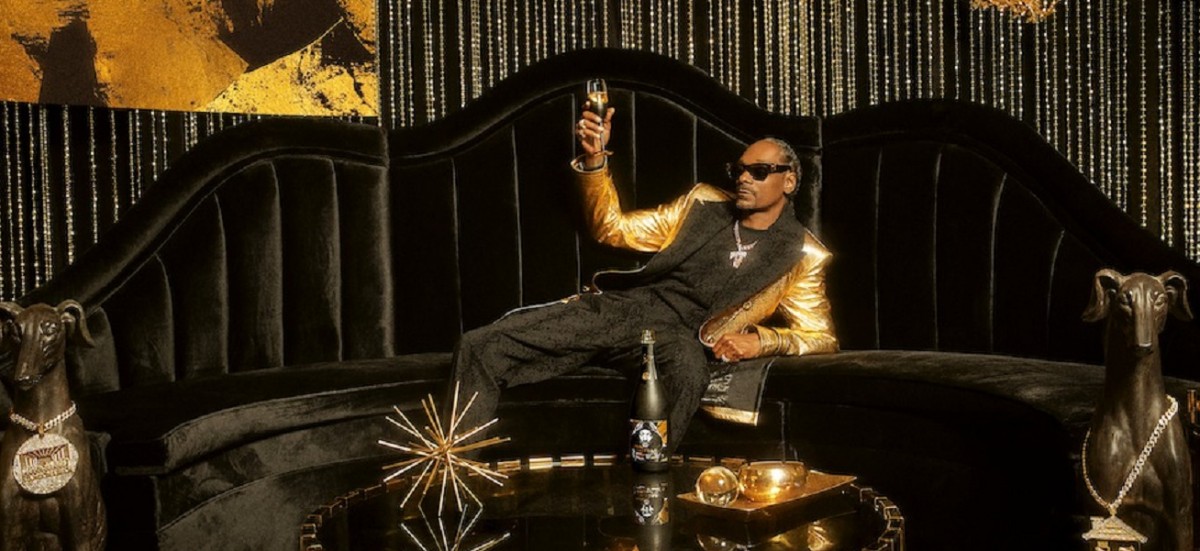Rapper Snoop Dogg dabbles in wine with Australian label 19 Crimes ...