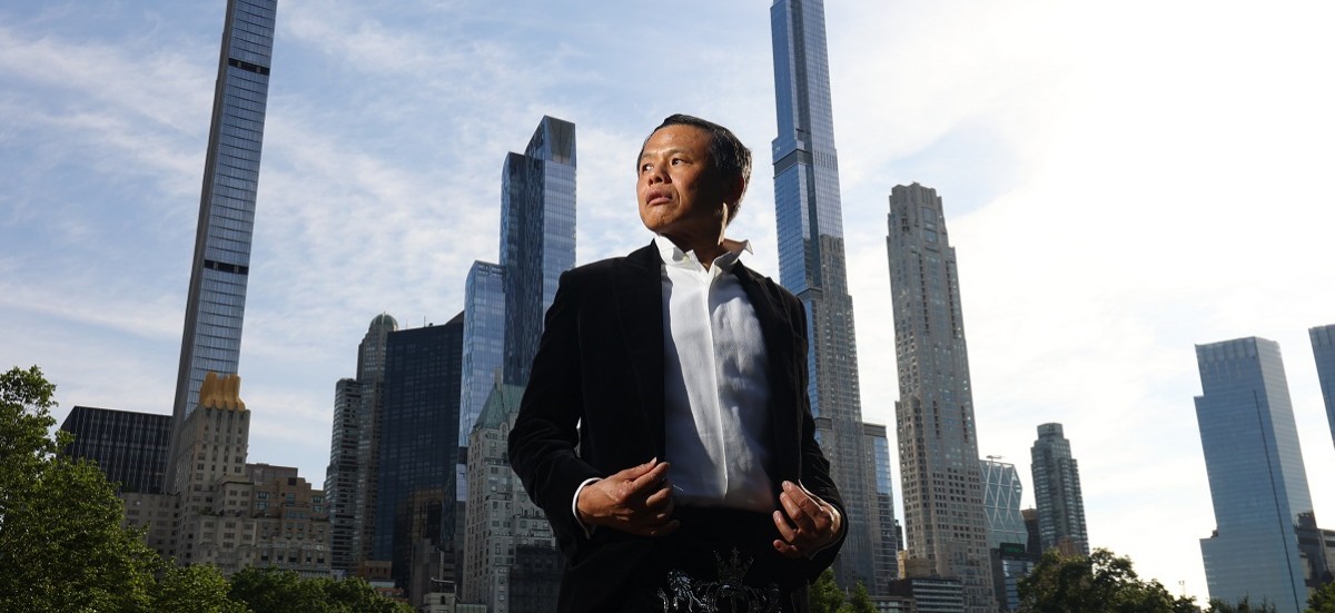 Designer Zang Toi celebrates 33 years of success in the fashion capital ...