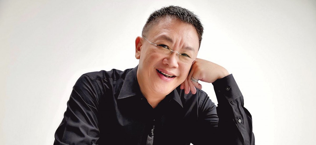 Veteran designer Peter Lum tells a story of resolution in comeback ...