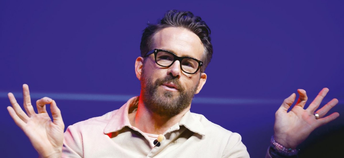 What are Hollywood stars doing on LinkedIn catered for jobseekers ...