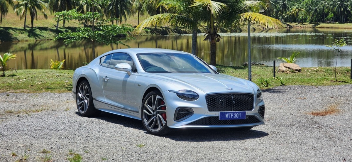 Testing out the 2025 Continental GT Speed, the most powerful Bentley ...
